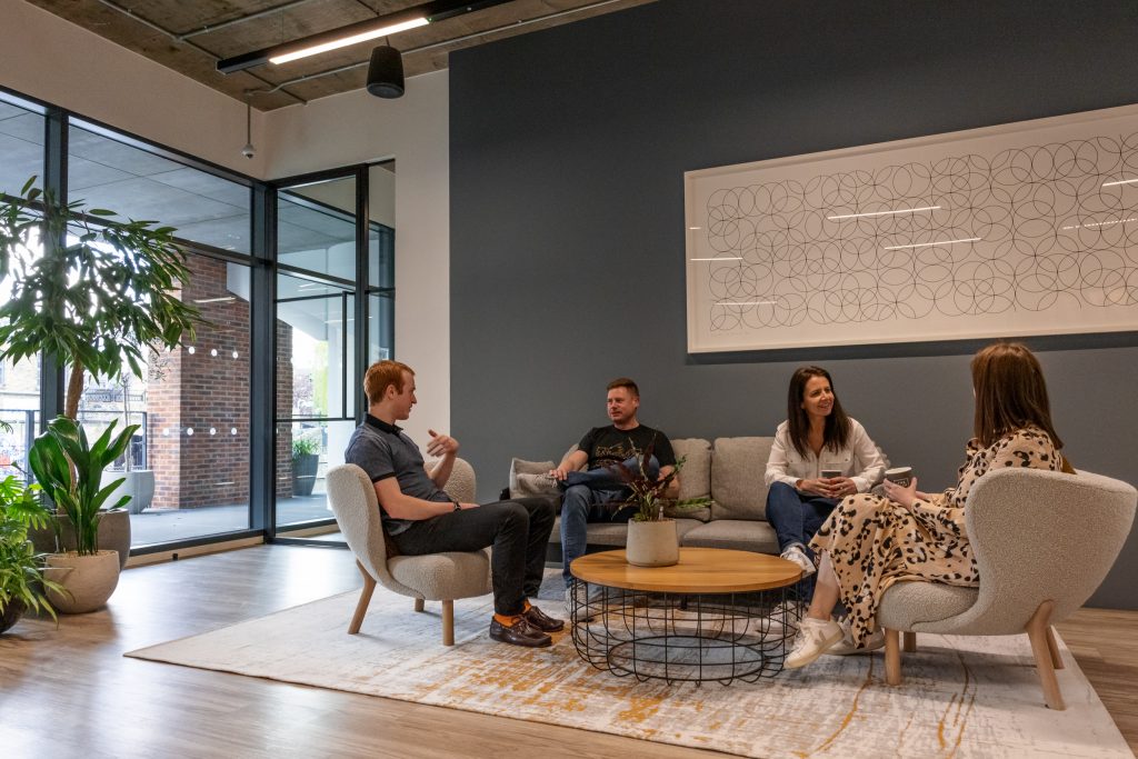 Contact - Starlizard