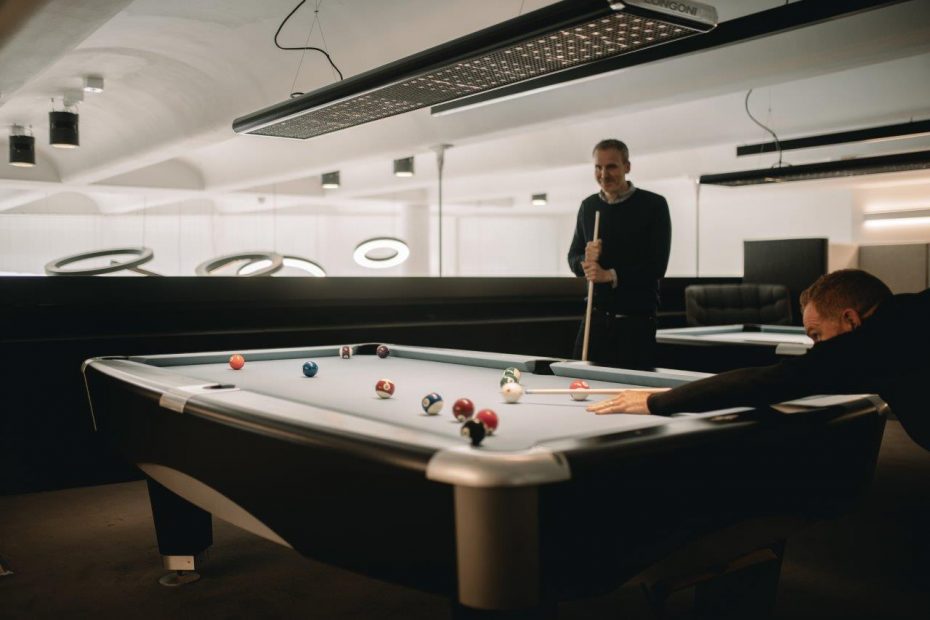 Who We Are - Starlizard